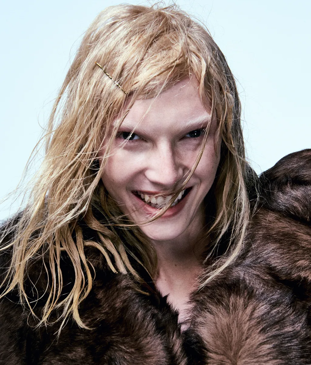 Mind, body, soul... and Alex Consani! - The Face